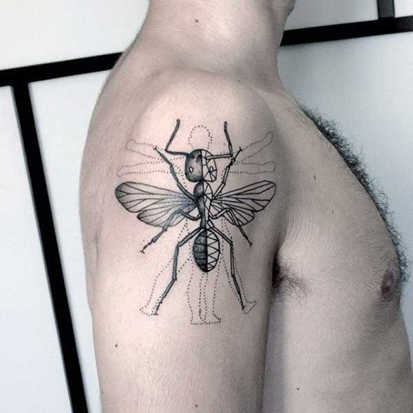 55 Tatuagens de Formigas Impagáveis: Desenhos & Significados